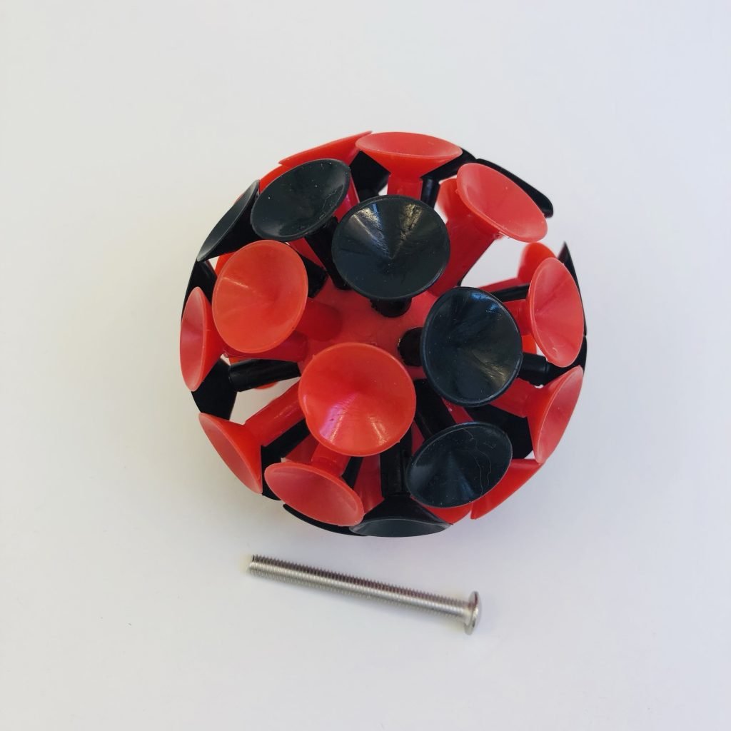 DisCats Disc Golf Suction Cup Ball – Black & Red (8cm) – DisCats